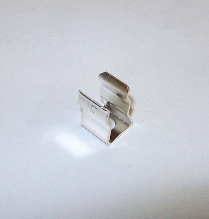 CLIP THERMOSTAT SILVER PLATED - Incubation Systems Inc